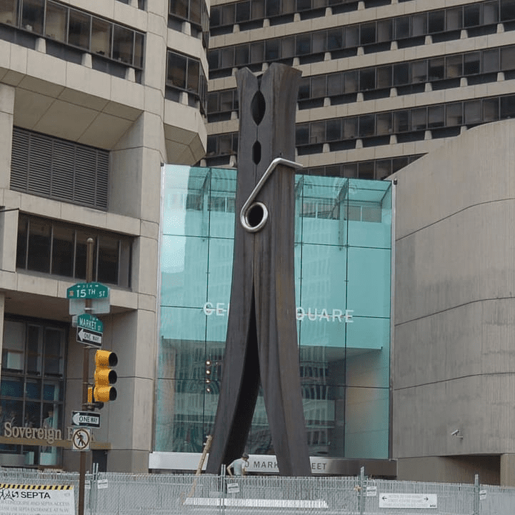 CLOTHESPIN SCULPTURE IN PHILADELPHIA - philadelphia-future.com